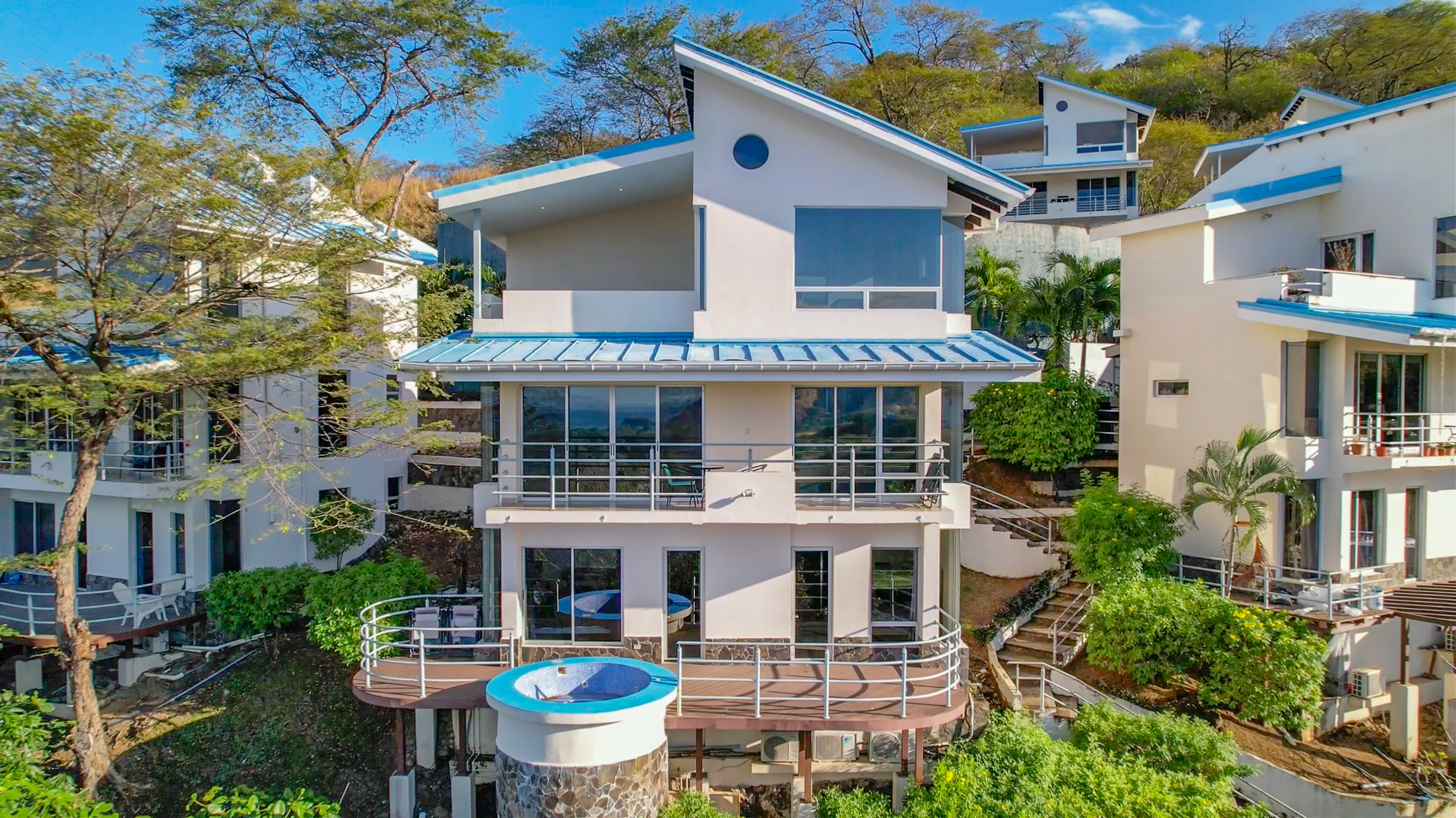 House of Winds 3 | Costa Rica Real Estate Agent | Alain Mouquet