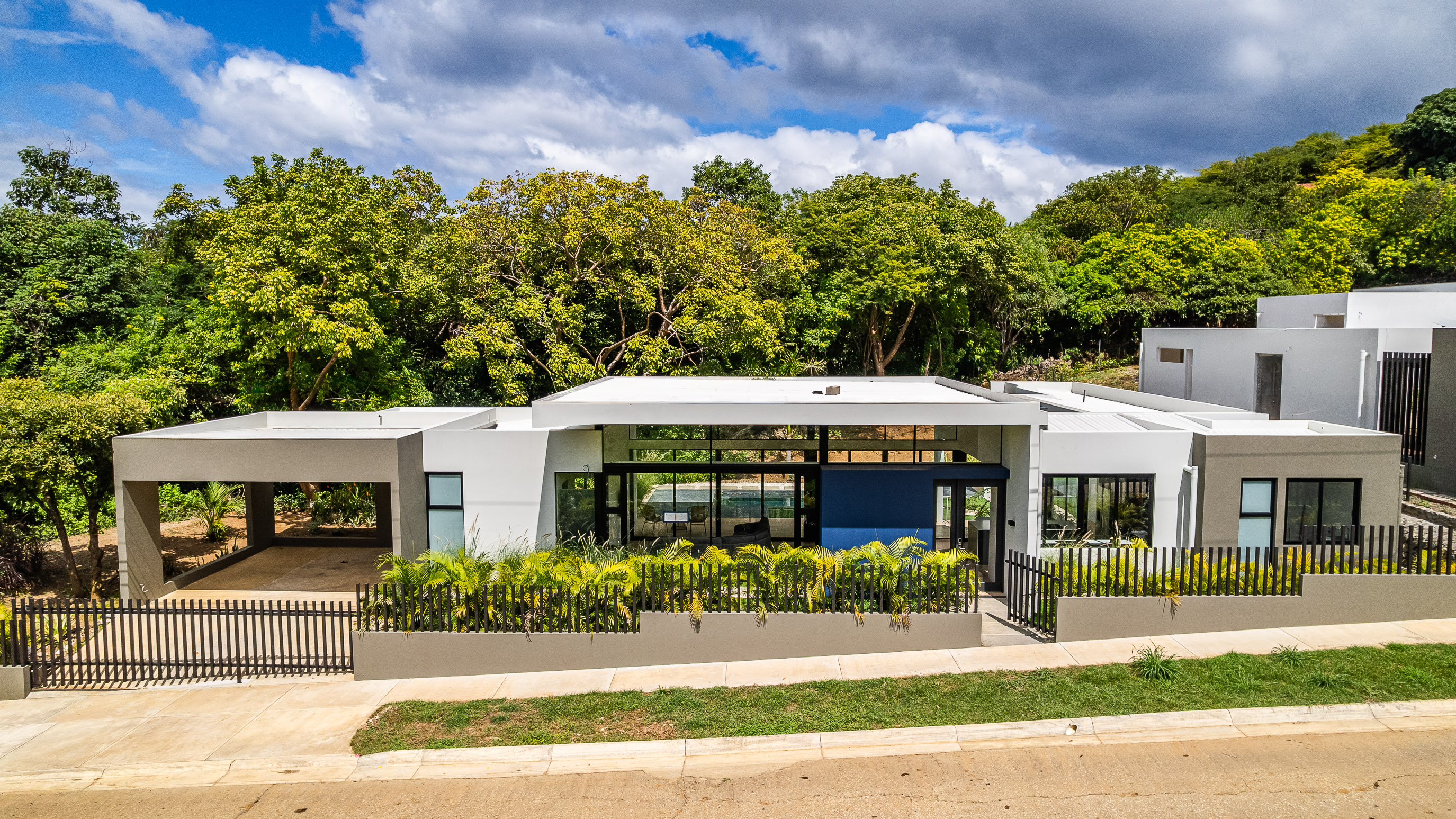 Jacaranda Beach House | Costa Rica Properties